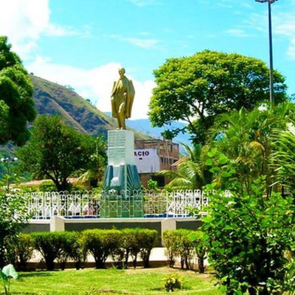 Quillabamba - Inca Trail, Peru Treks, Travel Guide, Rainbow mountain ...